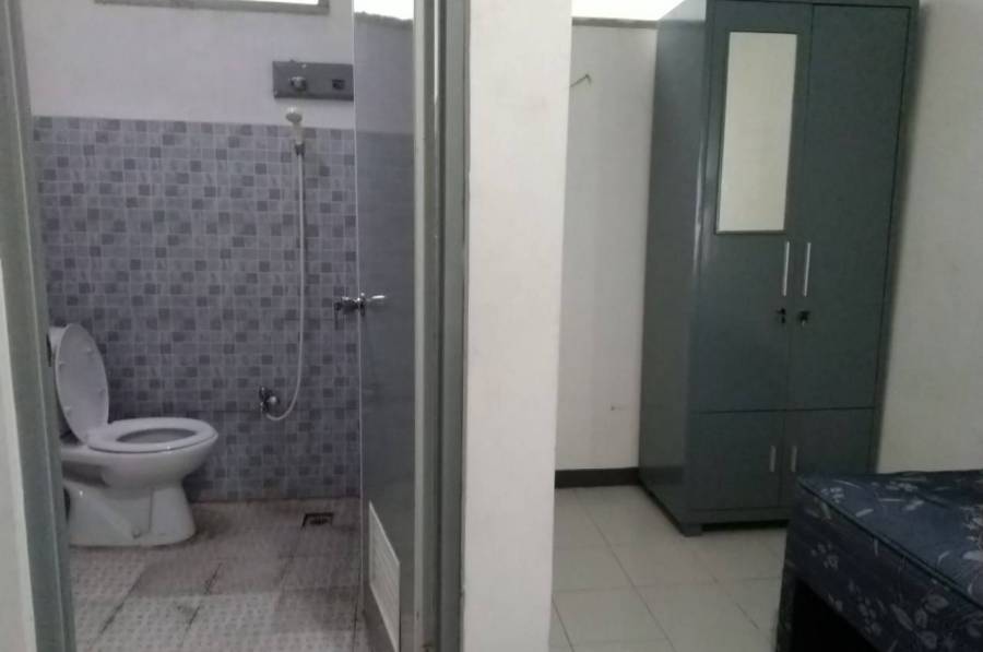 Kost khusus putri 100m dari UI Depok - Kost