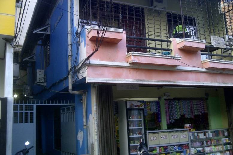 Kost Warnet WIFI sekencang Game Center - Kost Jakarta Barat