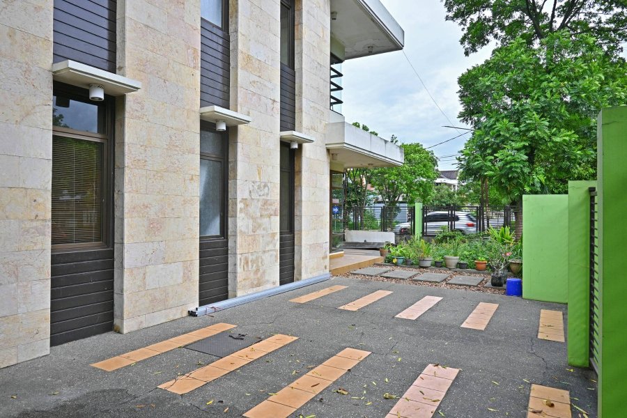 Kost Batununggal dekat Kampus Telkom Elok House Bandung - Kost Campur ...