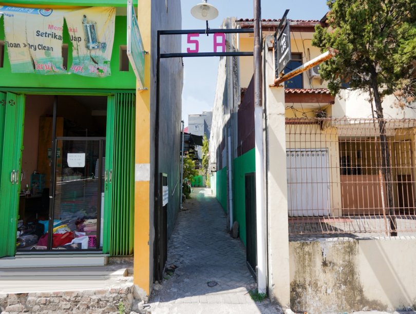 Kost Pink Putri Single Siwalankerto • - Kost Surabaya