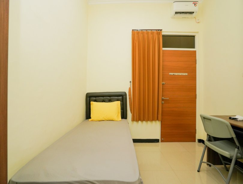 Kost Pink Putri Single Siwalankerto • - Kost Surabaya