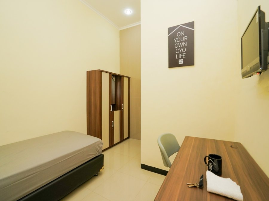 Kost Pink Putri Single Siwalankerto • - Kost Surabaya