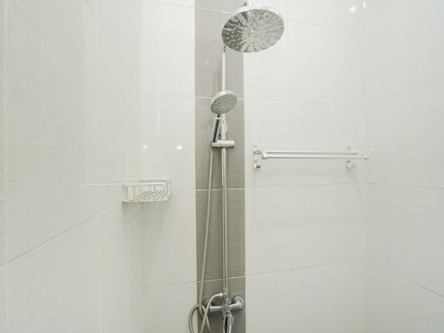 Kost Pink Putri Single Siwalankerto • - Kost Surabaya