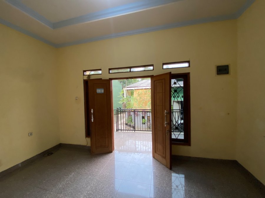 Kontrakan dengan Parkir Mobil/Warung/Toko di JATIMURNI dekat Mabes TNI ...