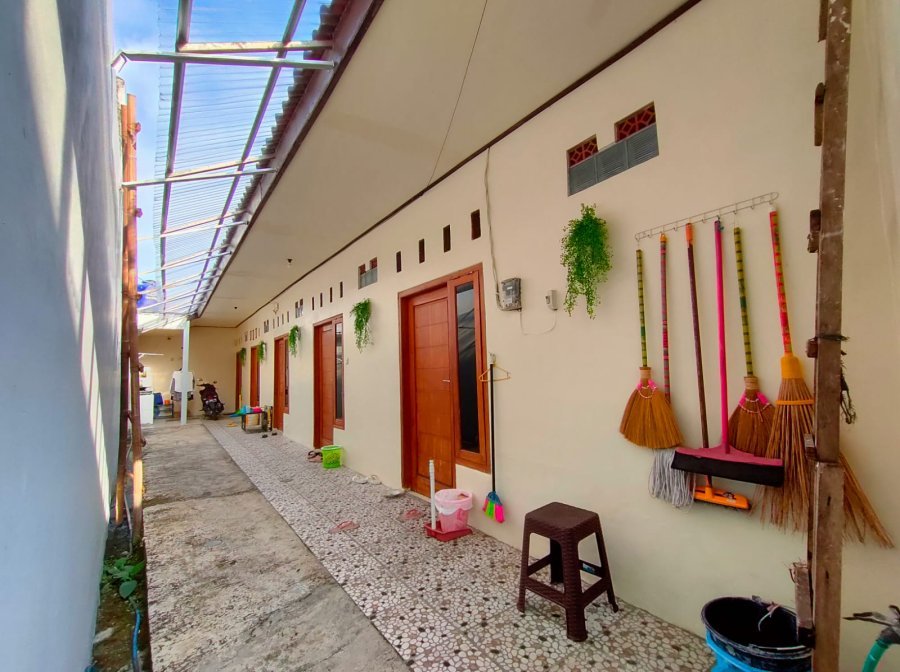 KOST DISEWAKAN BULANAN: Kos Putri - Kost Jawa Tengah