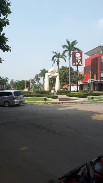 Kosan Putri Kemang Pratama Dengan swimpool - Kost Putri Jawa Barat ...