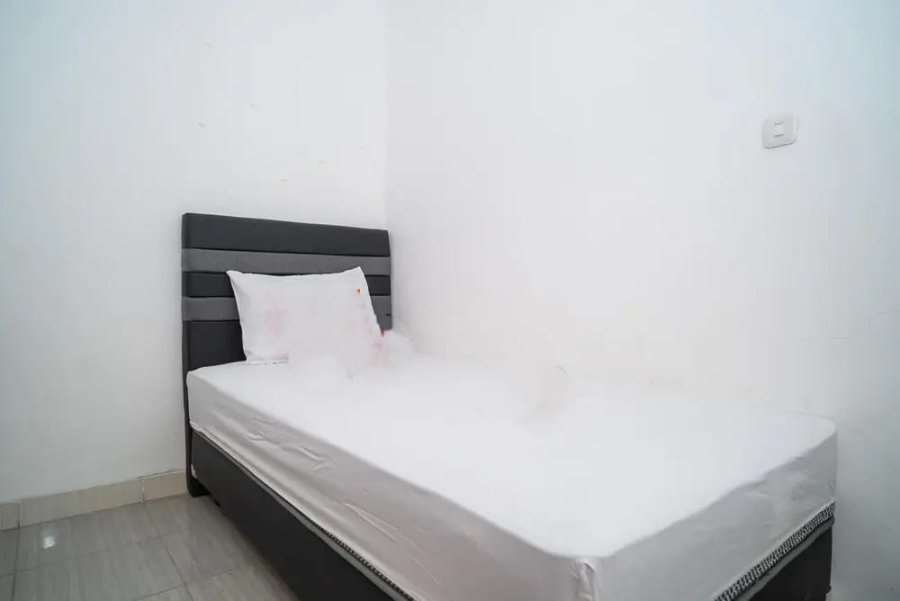 KOST LENGKAP RAWA BUNTU BSD TANGERANG SELATAN - Kost